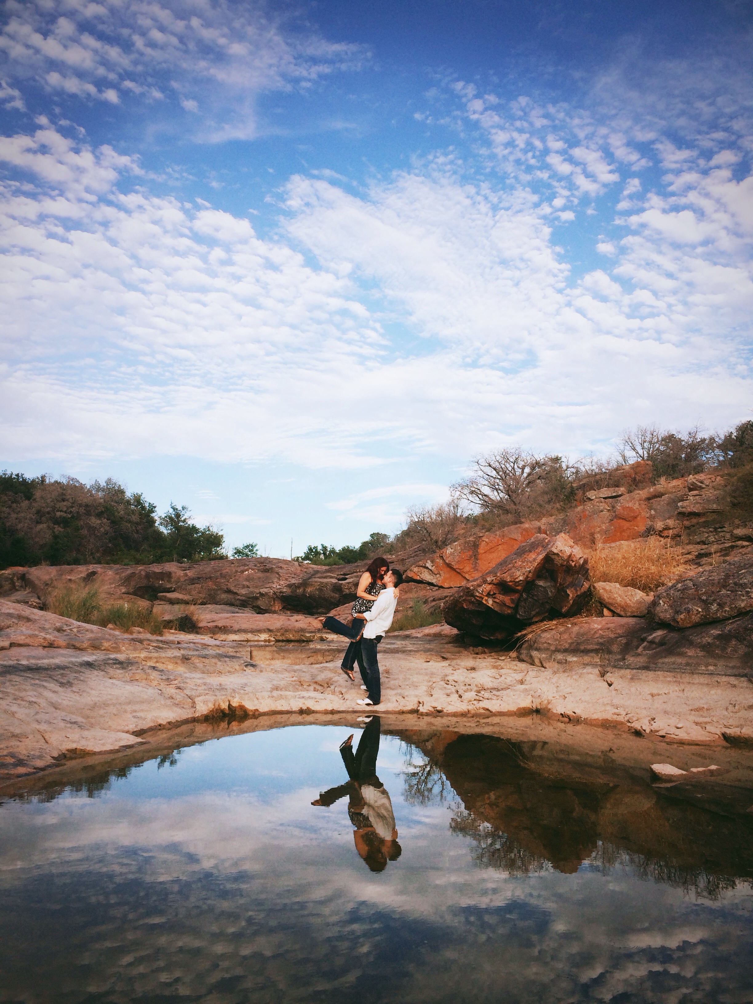 Allison & Brett iPhone sneak | McGowan Images Blog